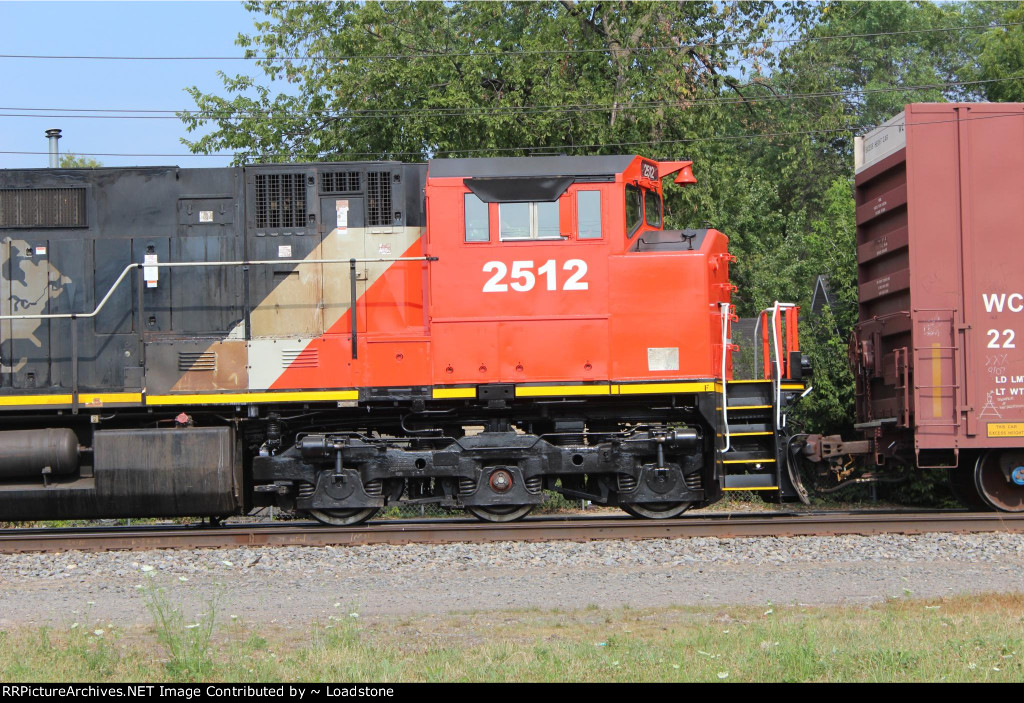 CN 2512